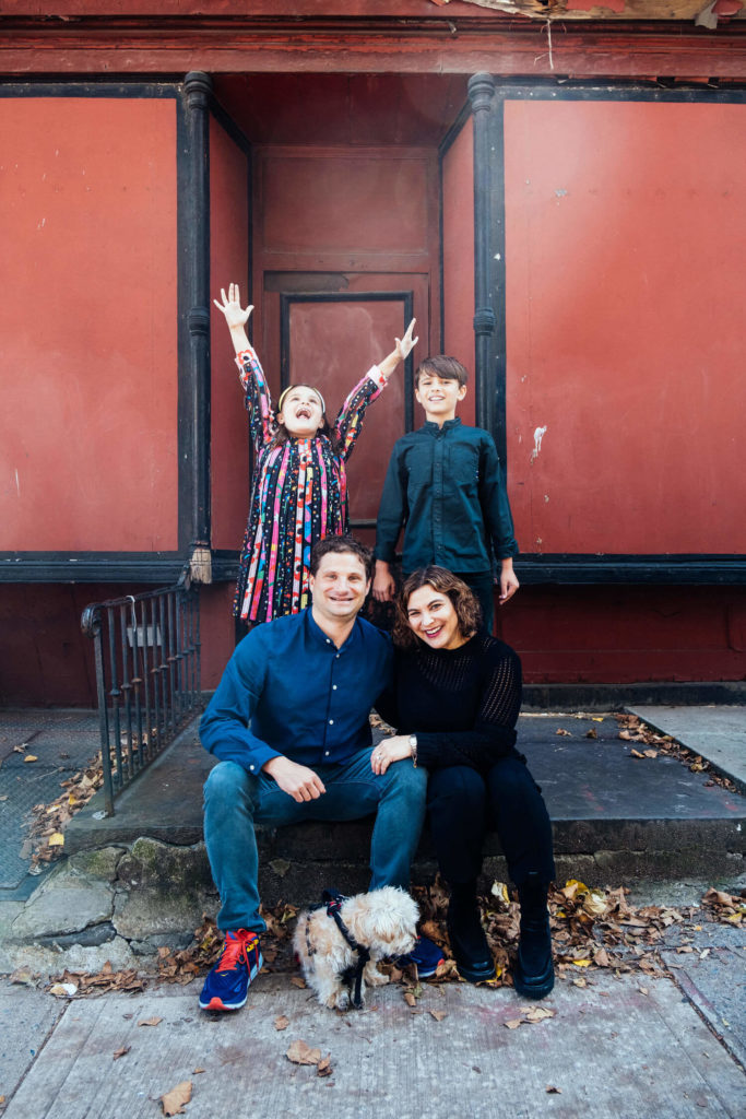Dumbo family session with a little dog - Stylish & Hip Kids Photography
